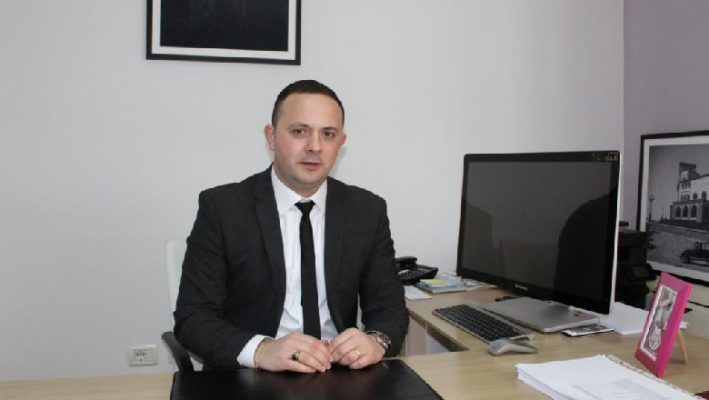 Kovaçi i Ujësjellësit të Durrësit i jep Balilit 1 milionë euro tender ...